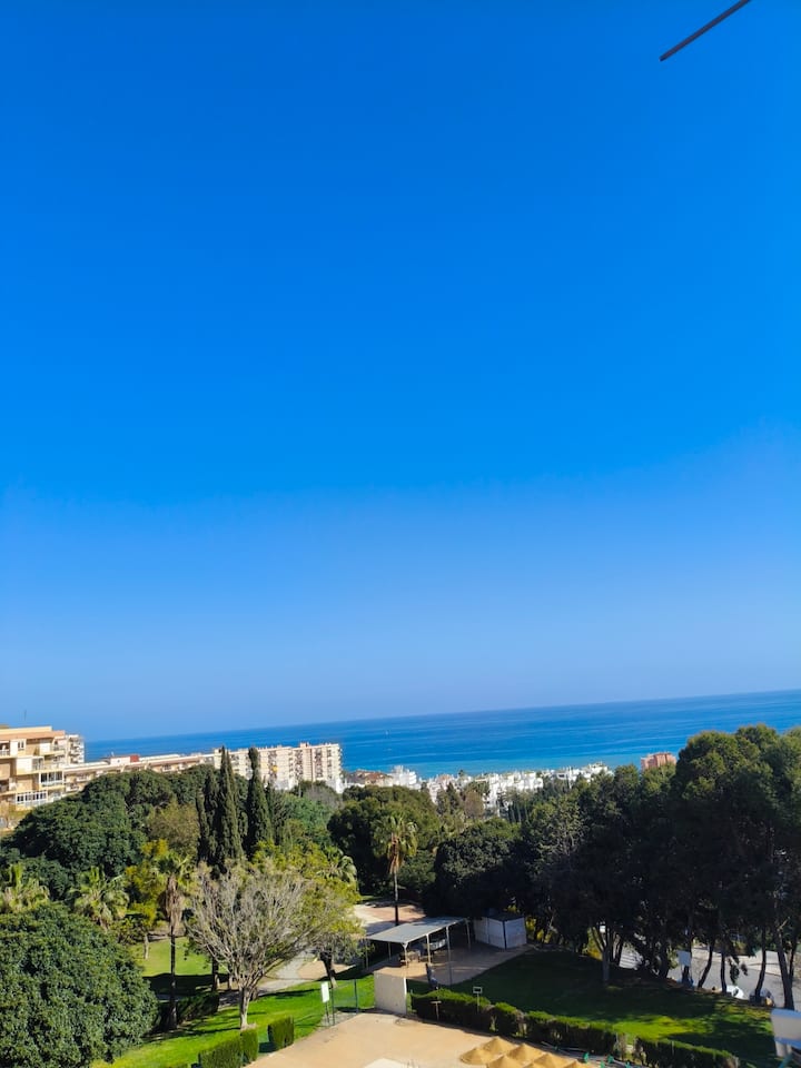 Se Alquila Precioso Estudio. - Benalmádena