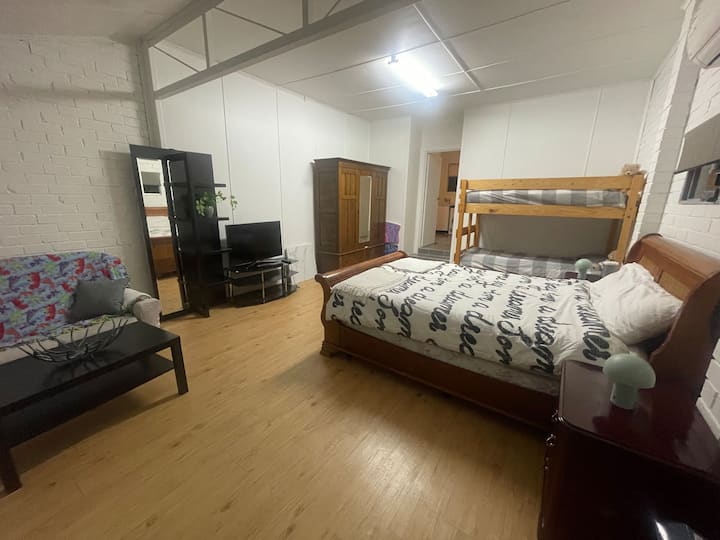 Small Studio In Central Busselton - Broadwater