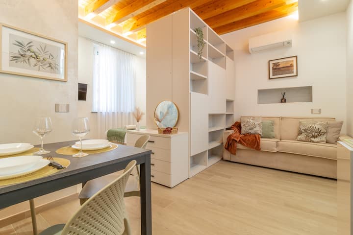 Casa Lumen: Design & Privacy- Stazione E Centro - Monza