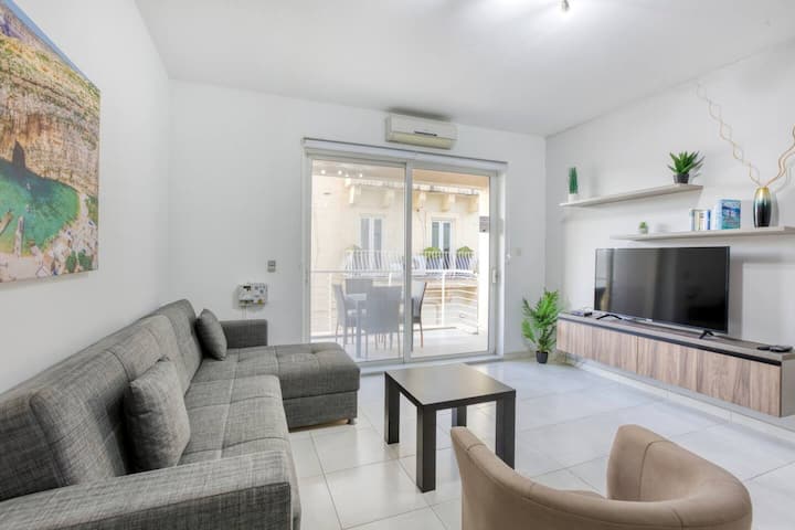 Sant Antnin Suites / Sliema Ferries / Sidesea View - 발레타