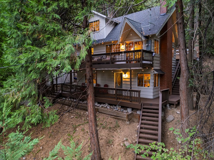 Firepit Gazebo Decks Views | Mins To Village - Lake Arrowhead, CA