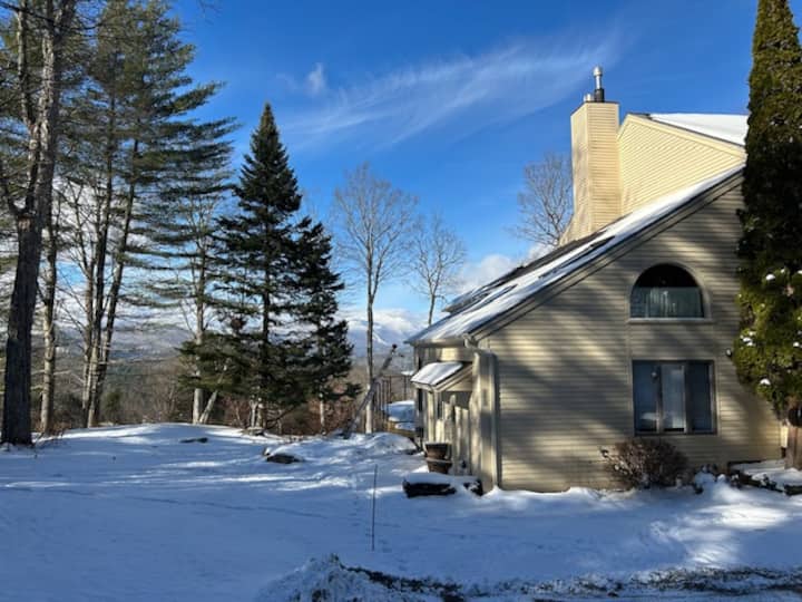 Spectacular Mt. Views | Near The Slopes & Village - Stowe, VT