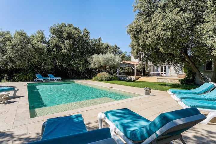 La Maison De Valérie Avec Piscine - Uzès