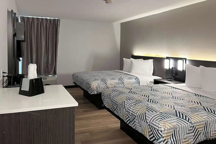 Room W/ Kitchen | Free Parking, Pet-friendly - Nacogdoches, TX