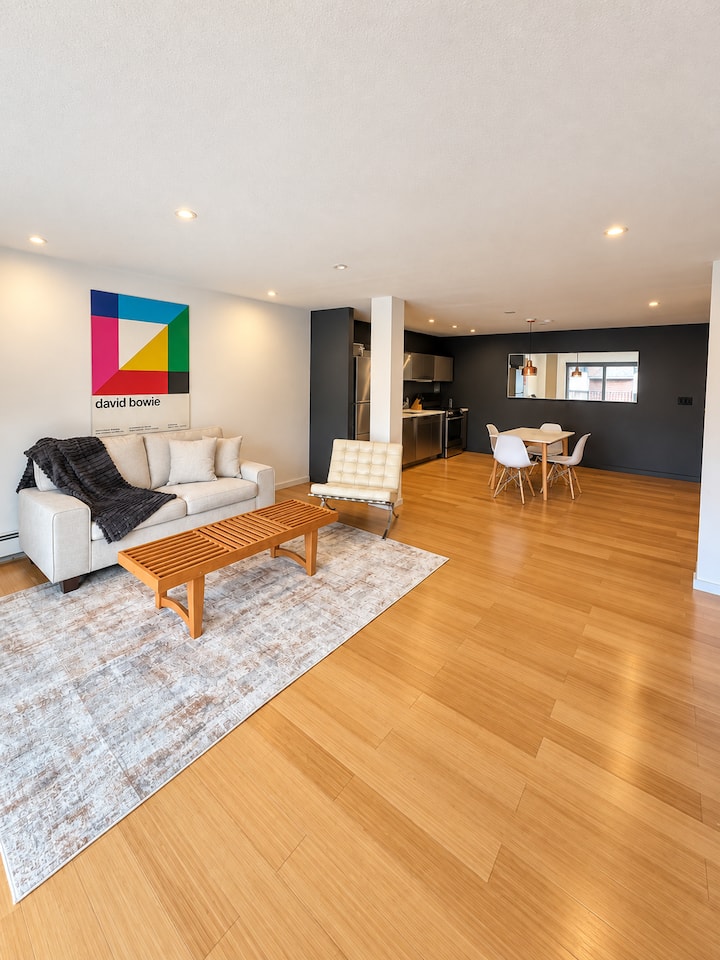 Modern Boston Escape | Pool & Private Balcony - Boston, MA