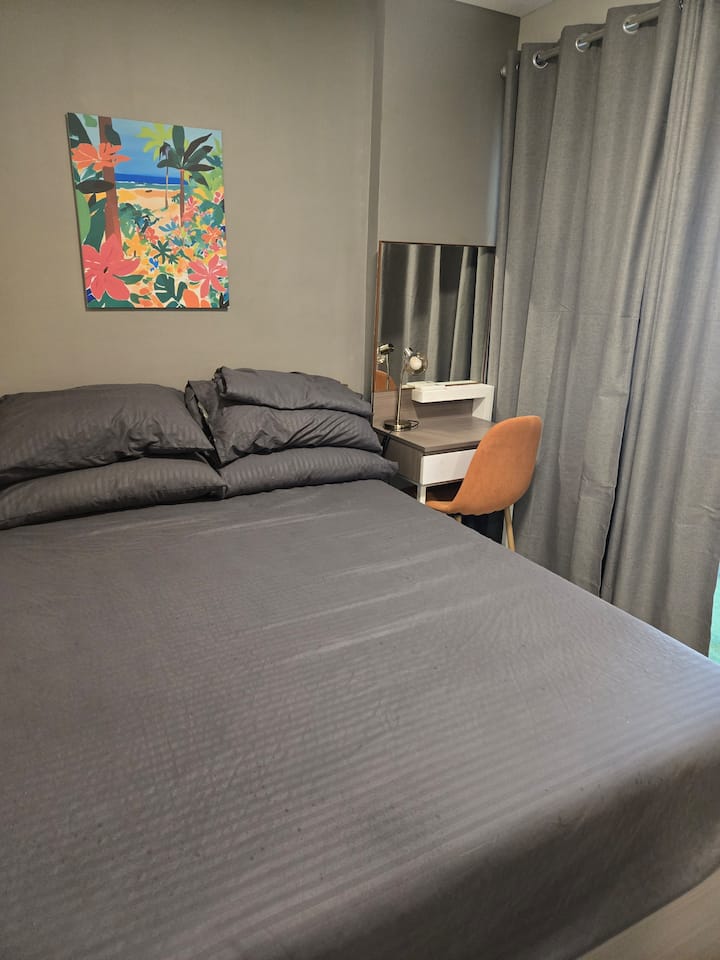 Cozy 1-bedroom Condo With City View In Busay. - Cebu City