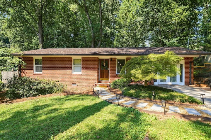 Modern 3br Retreat Minutes To Marietta Square - Marietta, GA