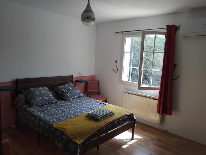 Chambre Pour 3 Personnes Avec Grande Salle De Bain - Saint-Florent