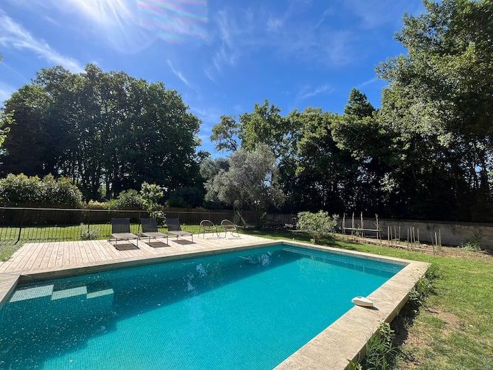 Mas De Caractère Avec Piscine En Camargue - Gard