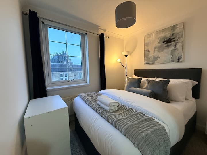Central 4bed, Caledonian Stay, Haymarket, Sleeps 8 - Edinburgh