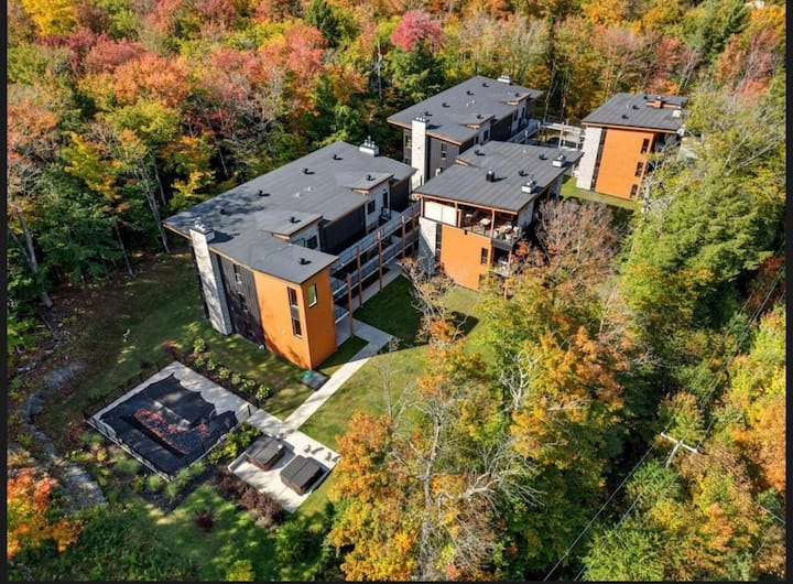 Condo Au Pied De La Montagne - Orford, QC