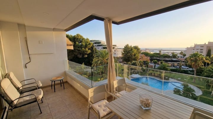 Smart Work & Chill: Puerto Portals Prime - Calviá