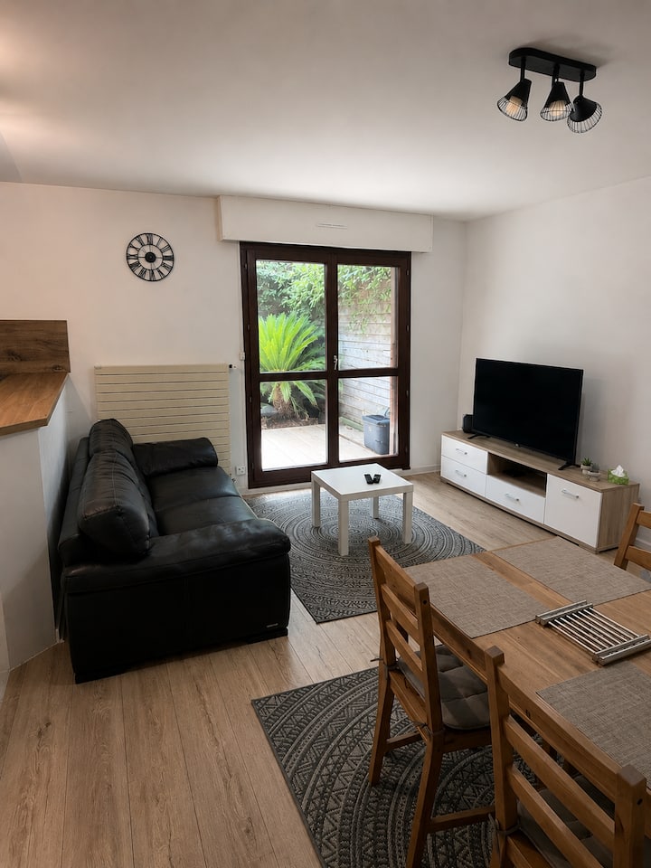 Appartement Confort Rez-de-jardin Avec Terrasse - Saint-Germain-en-Laye