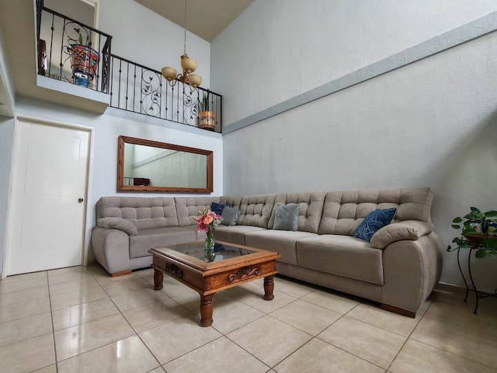 "Hermosa Casa Ideal Para Disfrutar En Familia" - Morelia