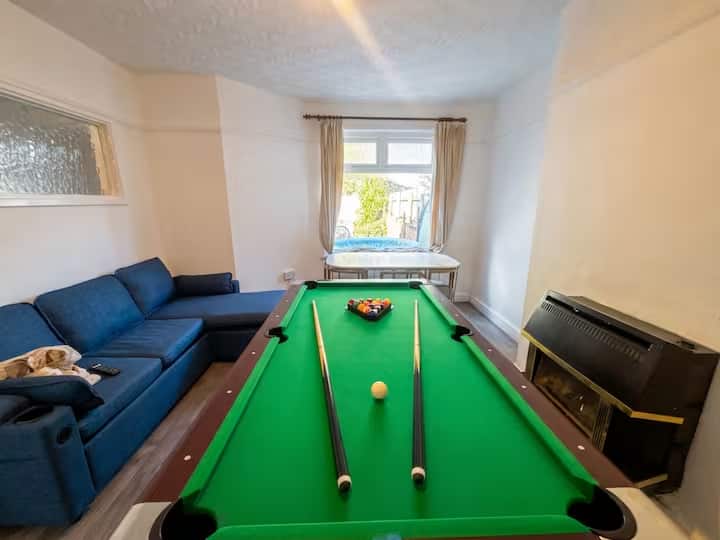 Iconic Space - Tranquil Hottub & Pool Table - Cardiff