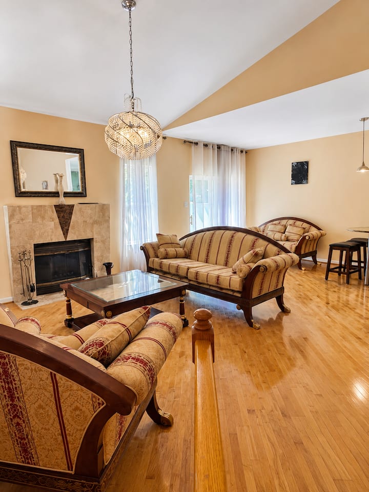 Spacious Home With Fireplace And Private Yard - Bensalem, PA