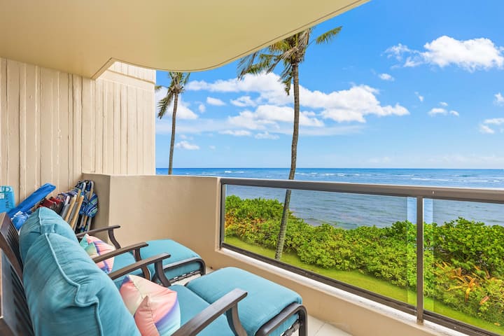 Oceanfront North Shore Escape | Remodeled 1-bedroo - Haleiwa, HI