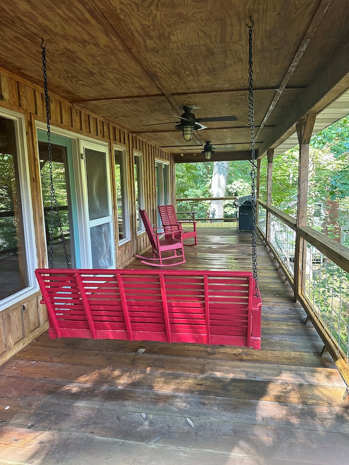 Black Bear River Retreat - Dahlonega, GA