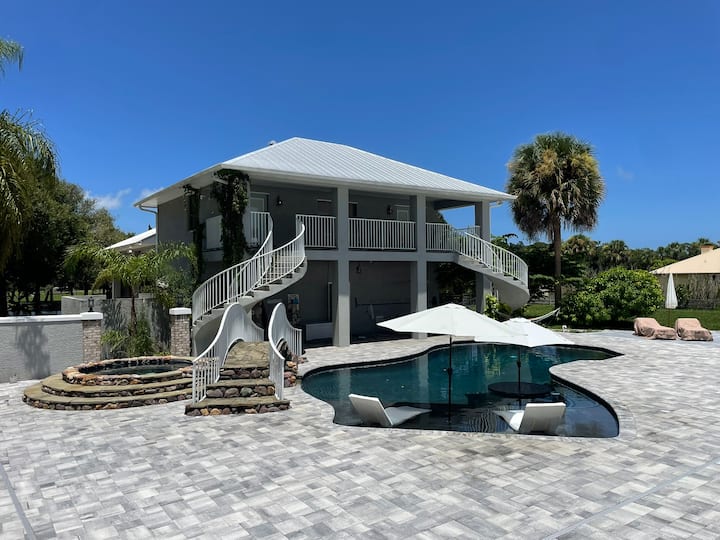 1br Apartment W/ Resort Pool Minutes From Beach - Fort Pierce, FL