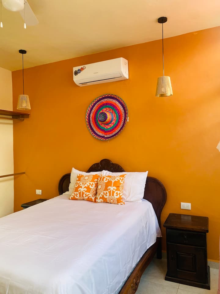 Comfy Bed, Centrally Located, Close To Everything - Mérida