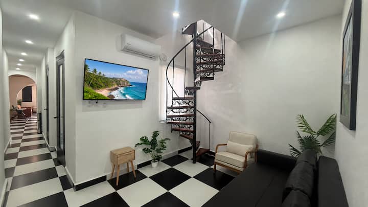Ocean View 4br/2.5ba Ph | 3 Terraces & Balcony - San Juan