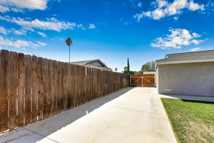 3br Rancho Home | Garage + Rv Parking | 30+ Days - Rancho Cucamonga, CA