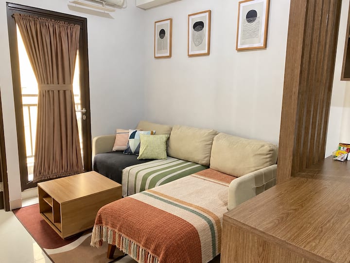 Cozy 2br + Netflix | Transpark Cibubur - Aurora - Cibubur