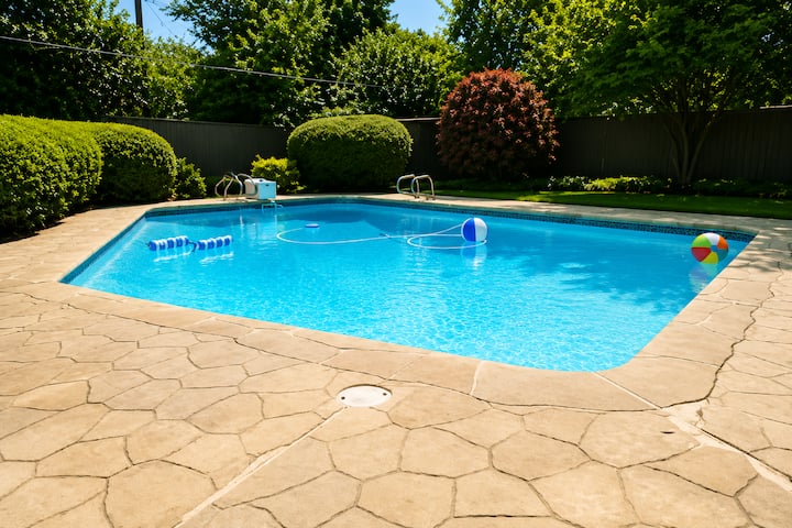 Private Studio + Shared Pool Near At&t & Dfw - Epic Waters Indoor Waterpark, Grand Prairie