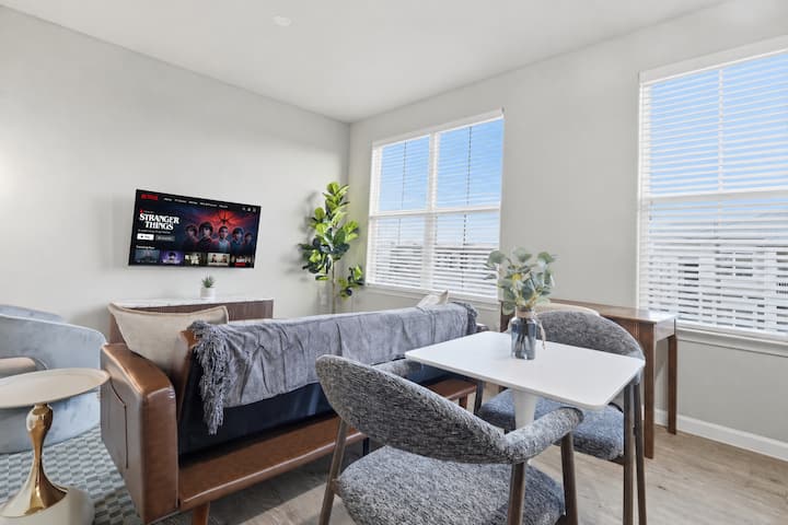 The Austin Nest | Modern 1bed + Pool&gym - Austin’s, Pflugerville