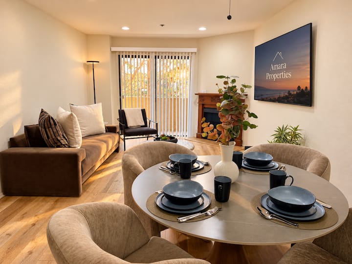 Walk To Ucla! 2 Bedroom + 2 Bath Condo W Balcony - Will Rogers State Beach