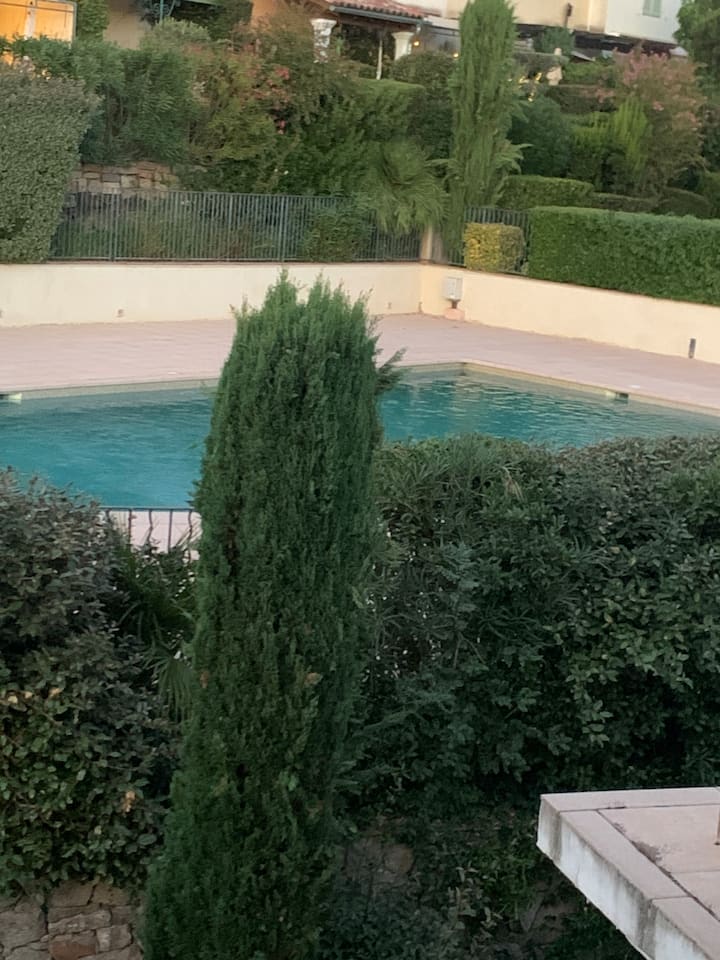 Magnifique Appartement Avec Piscine - La Môle