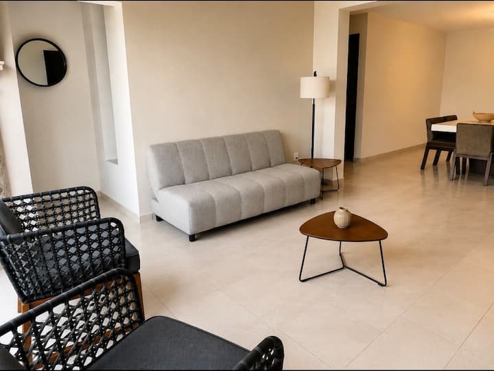 Depa En Planta Baja Para Grupos Grandes Zona Expo - Tlaquepaque