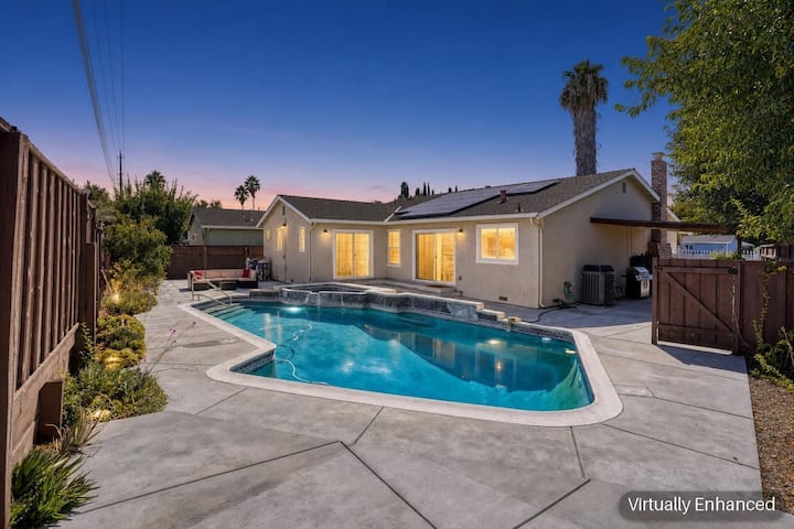 4br Backyard Oasis | Heated Pool, Spa & Bbq - Evergreen – San Jose
