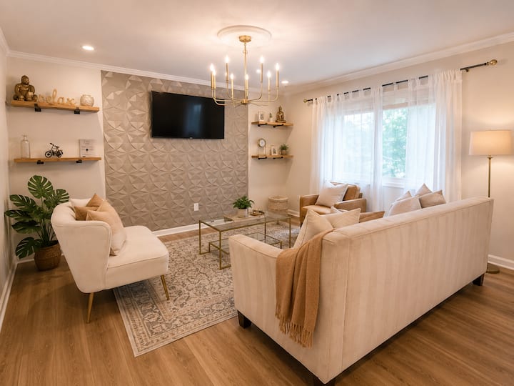 Family-friendly 5br Retreat With Pool Access - Raleigh, NC