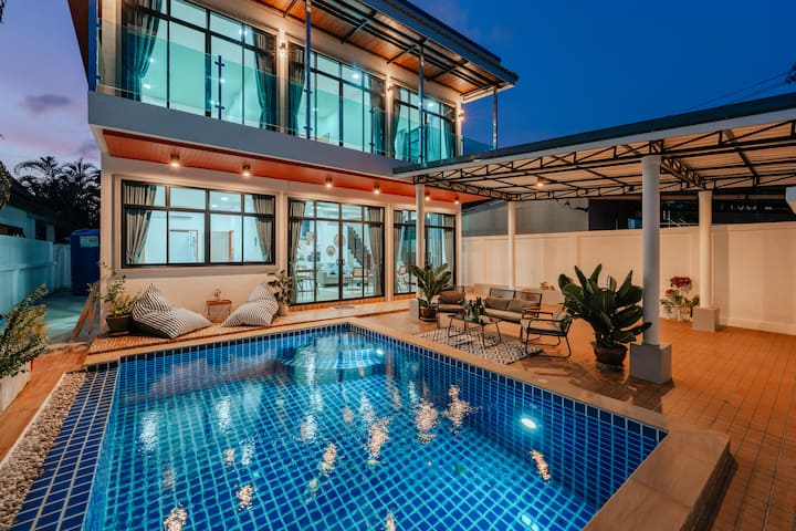 Brand New Modern 4 Bed Villa In Central Rawai - Karon Beach