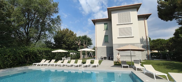 Villa Prince Garda With Garden&pool 1 - Desenzano del Garda