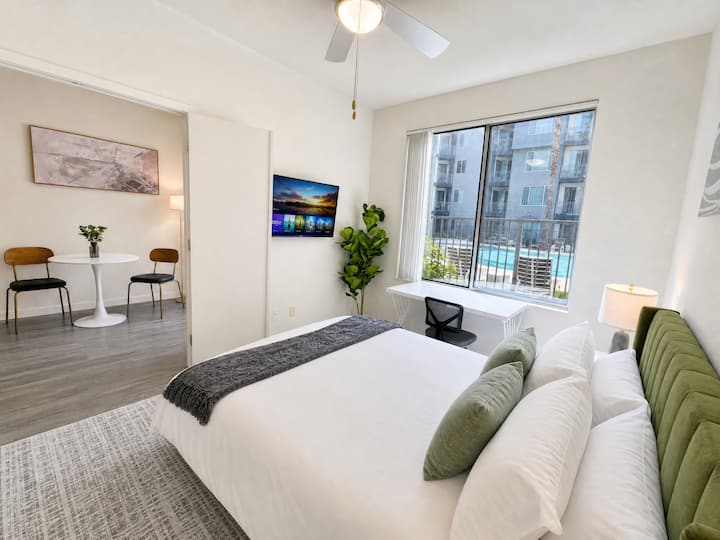 Bright & Inviting ~ Smart Tv ~ Fast Wifi - Tempe, AZ