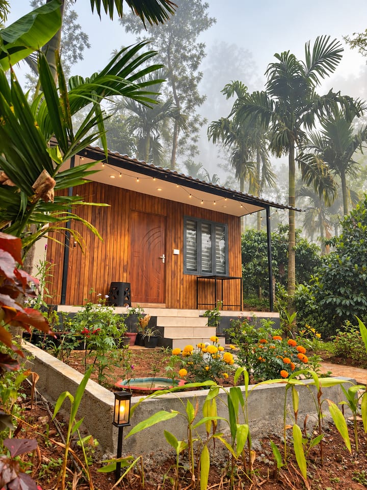 Private 1bhk Cozy Wooden Hut | Coffee Estate - Wayanad