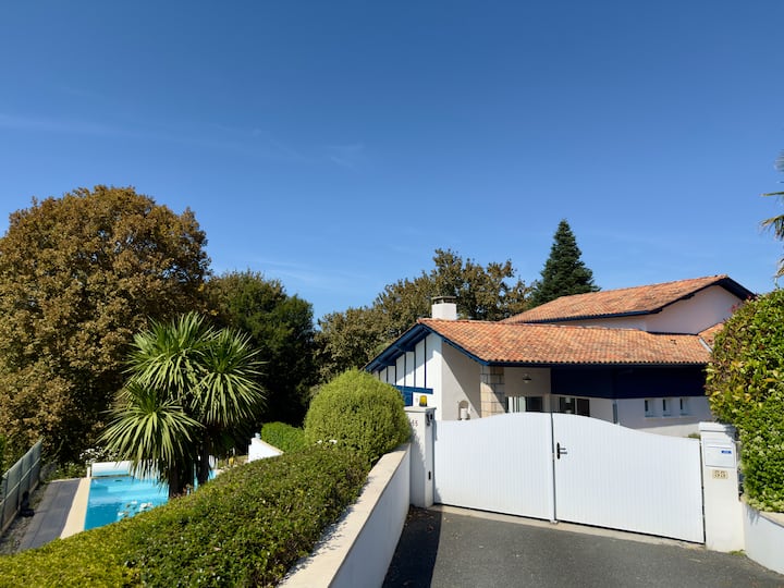 Villa Erreka Sur Le Golf, à Proximité De Biarritz - Espelette