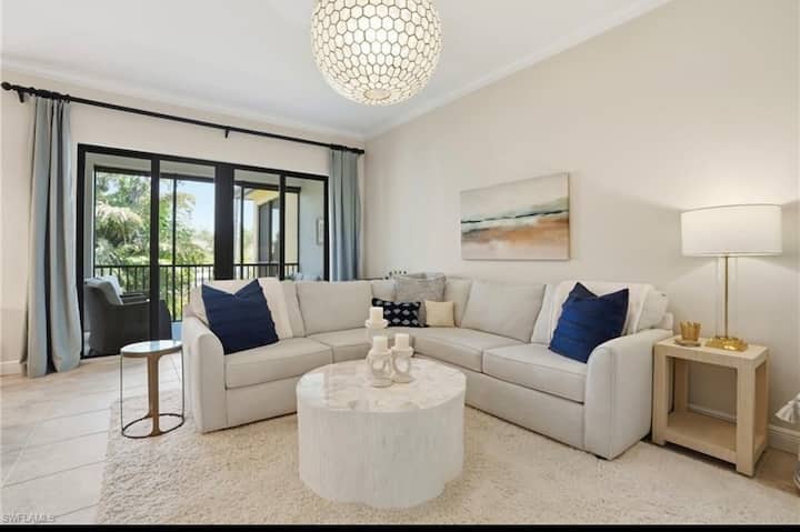 Elegant 2br Resort Retreat Near 5th Ave @ A202 - Naples, FL