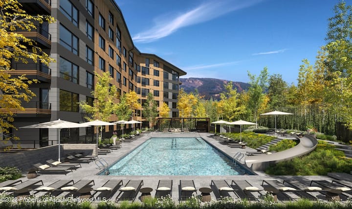 Epl 104: Ski-in/out, Pool + Waterslide, Hot Tub - Snowmass Village