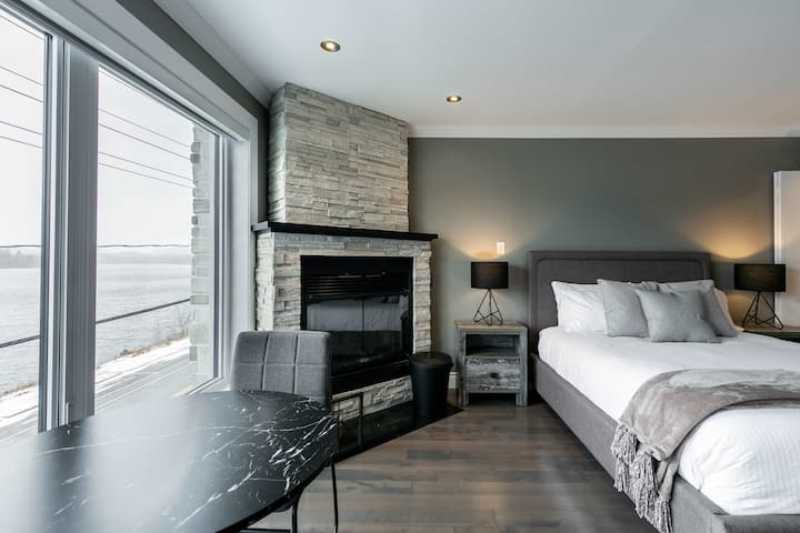 Loft 3 -  Vue Sur Le Lac - Jacuzi & Foyer Au Bois - Sainte-Agathe-des-Monts