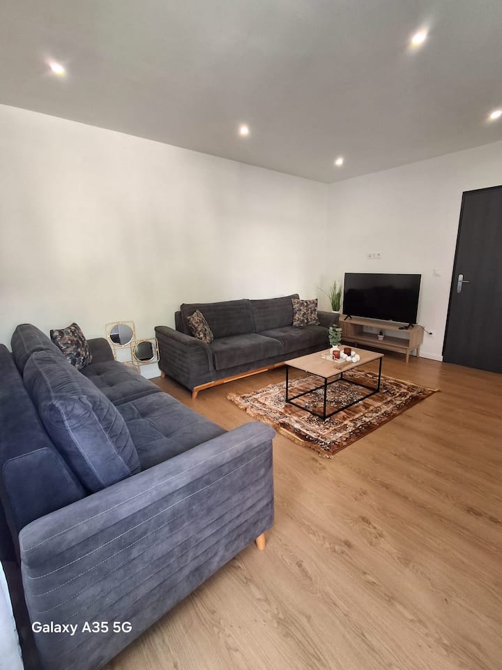 Jolie Maison Avec Jardin - Drancy