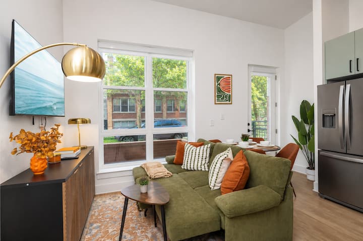 Noda Brewery District Free Parking + Gym - Charlotte
