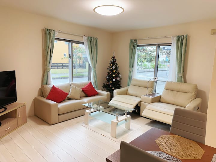 5-10 Minutes On The Beach - Okinawa