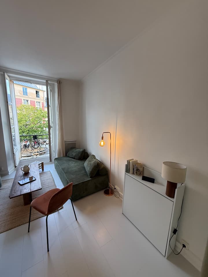 Appartement De Charme Au Cœur De Versailles (New) - Versailles