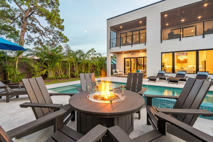 Srq Luxury Escape Near Siesta | Heated Pool & Spa - Sarasota, FL