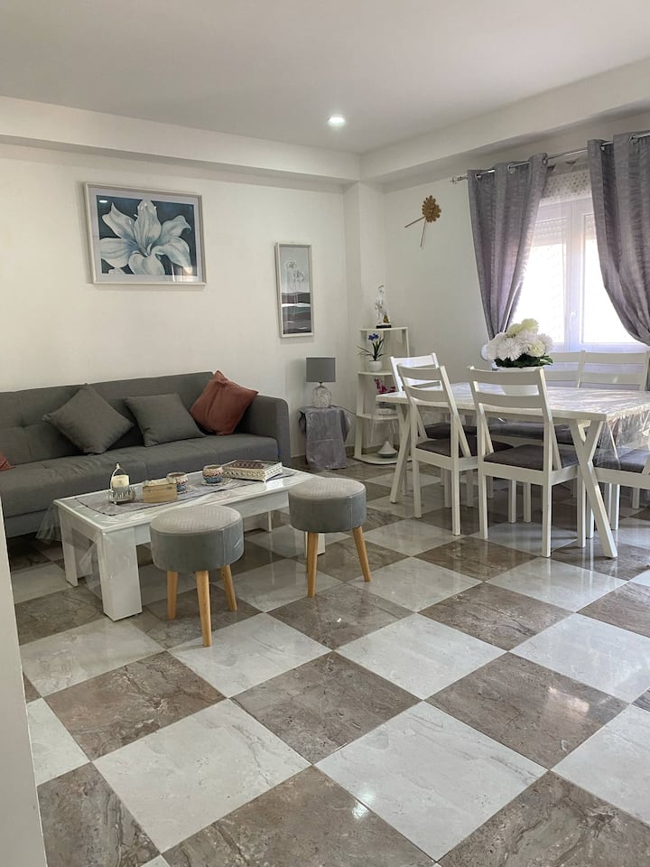 Axxam Nthiziri - Béjaïa