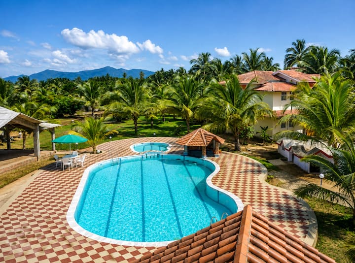 A Cottage With 2 Rooms With Separate Washrooms. - Karwar