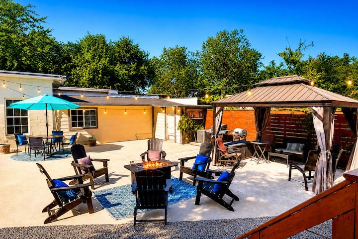Casita~string Lights~grill~patio~near Downtown - Bloomfield Drive – San Antonio